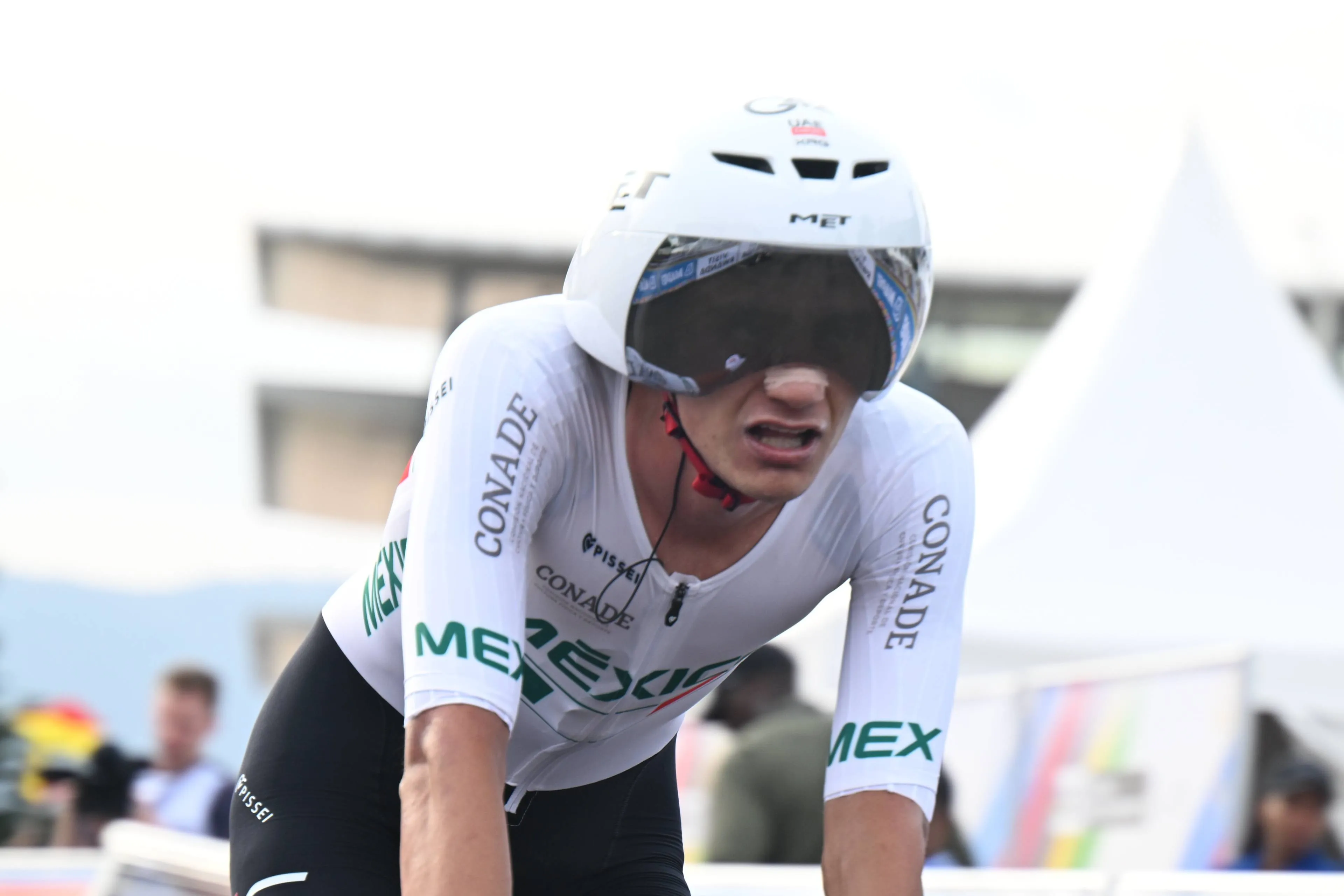 "I’ll start as the weakest rider in the peloton" - Isaac del Toro plays down chances on ...
